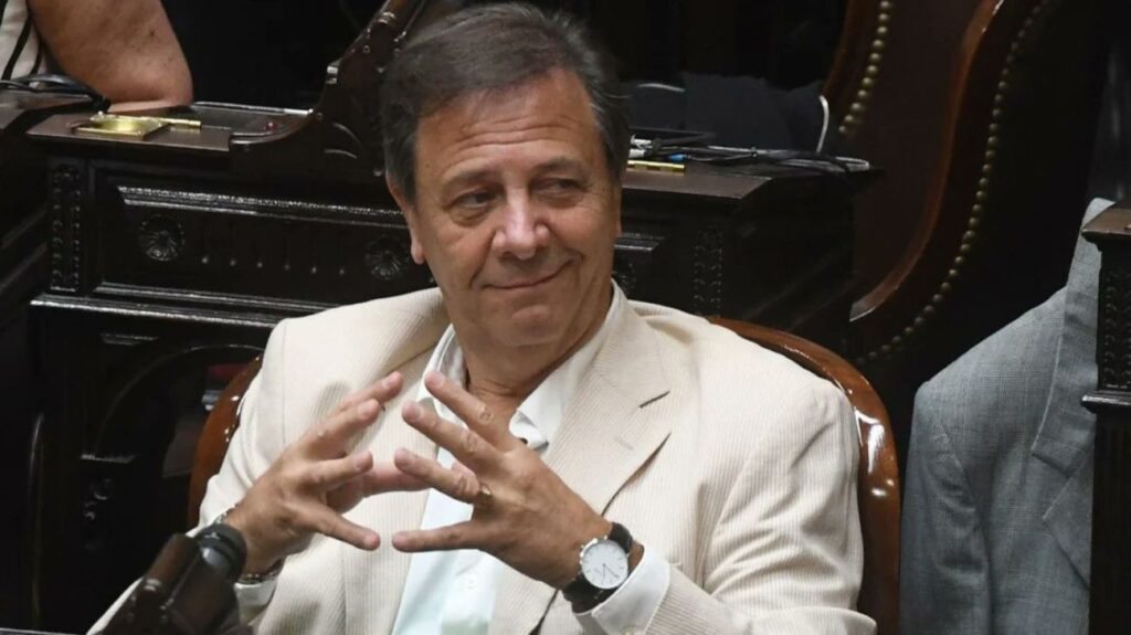OSCAR ZAGO ASEGURÓ QUE EL GOBIERNO NO SE ATREVE A ECHAR A MANUEL ADORNI ...